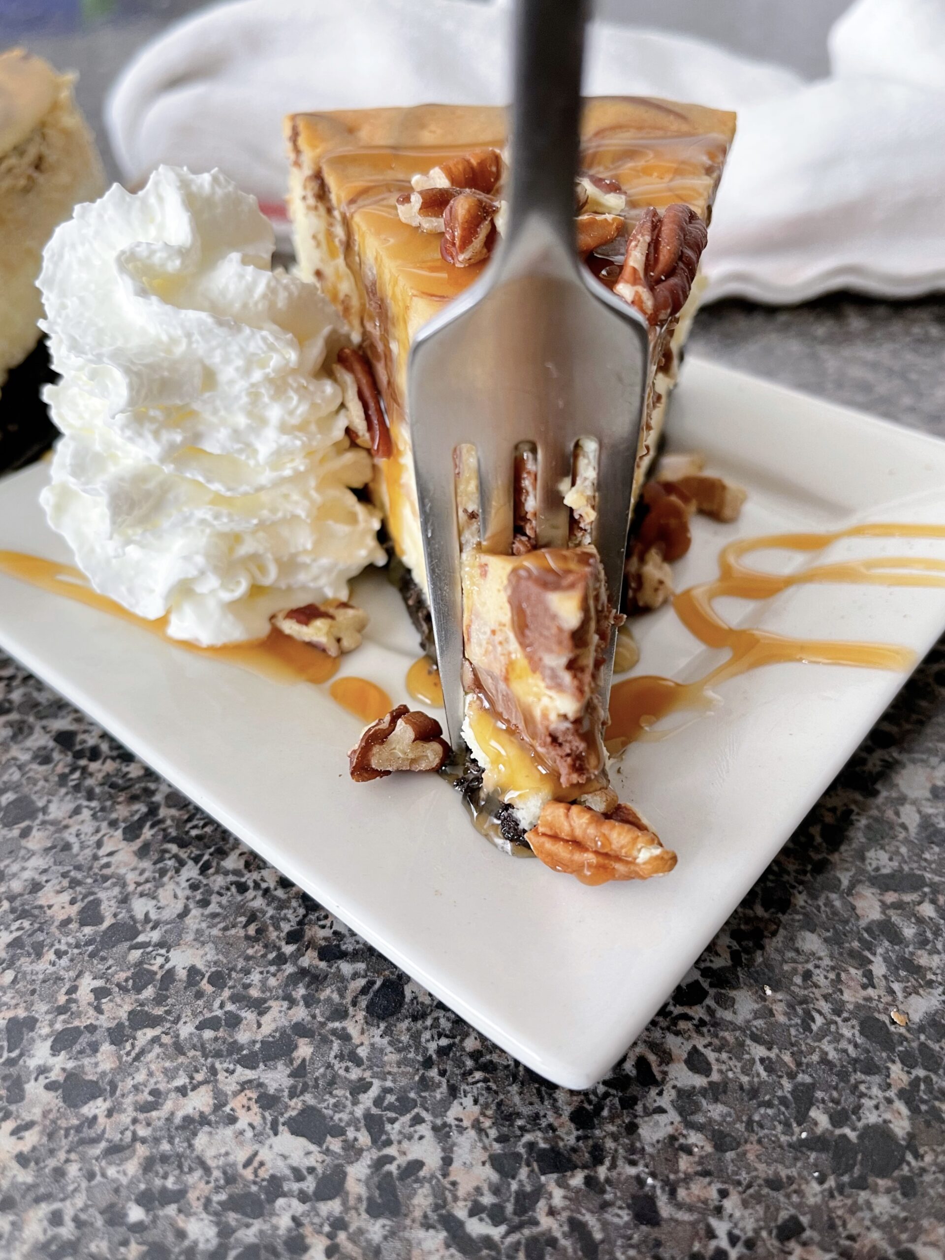 Caramel Pecan Turtle Cheesecake - The Mommy Mouse Clubhouse