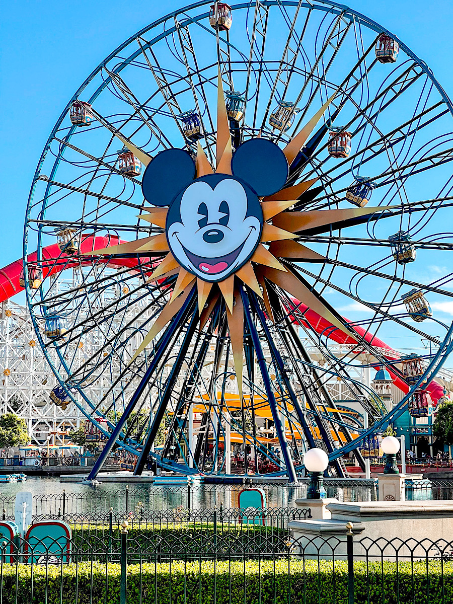 How to Go to Disneyland on a Budget - The Mommy Mouse Clubhouse