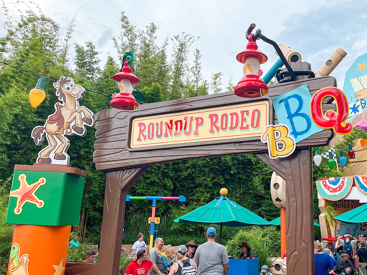 Roundup Rodeo BBQ Menu & Review - Hollywood Studios - The Mommy Mouse ...