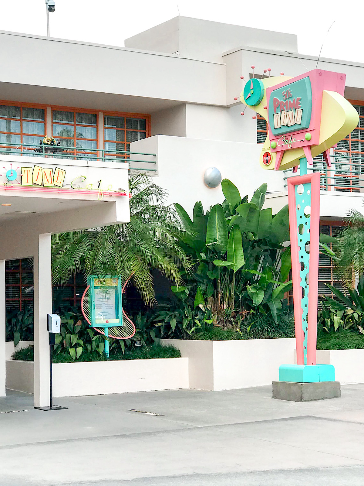 Disney's Peanut Butter and Jelly Milk Shake - The Mommy Mouse Clubhouse