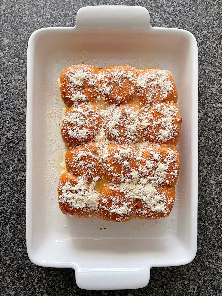 Pepperoni Pizza Sliders - The Mommy Mouse Clubhouse